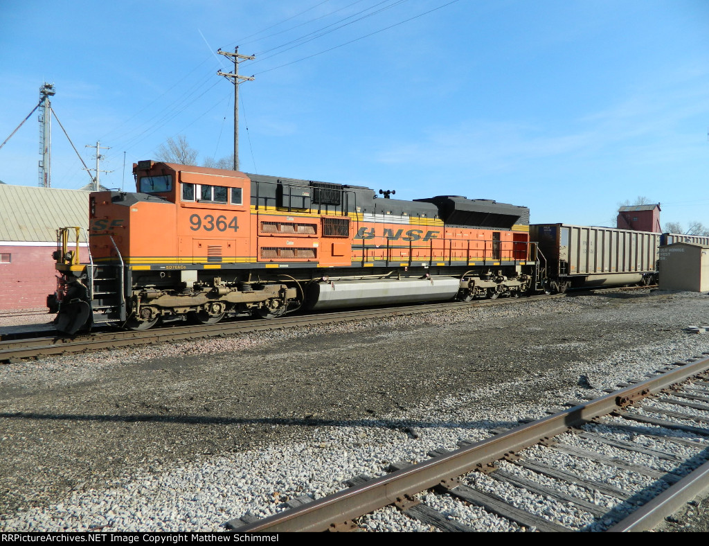 BNSF 9364 - DPU